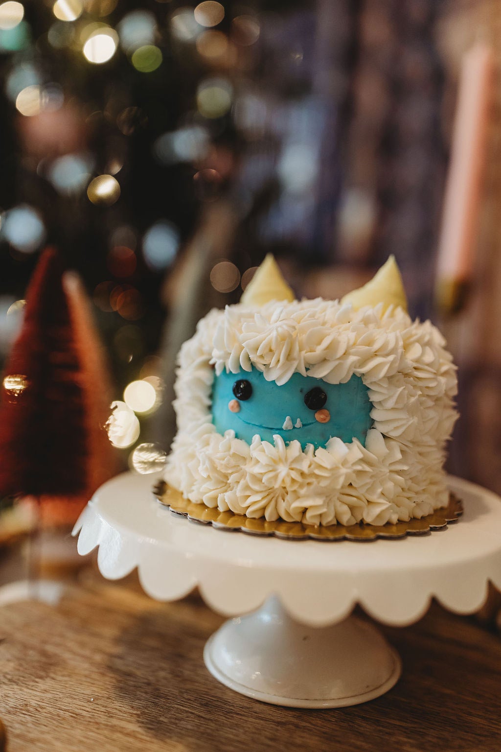 Mini Yeti Cake | Nashville Sweets
